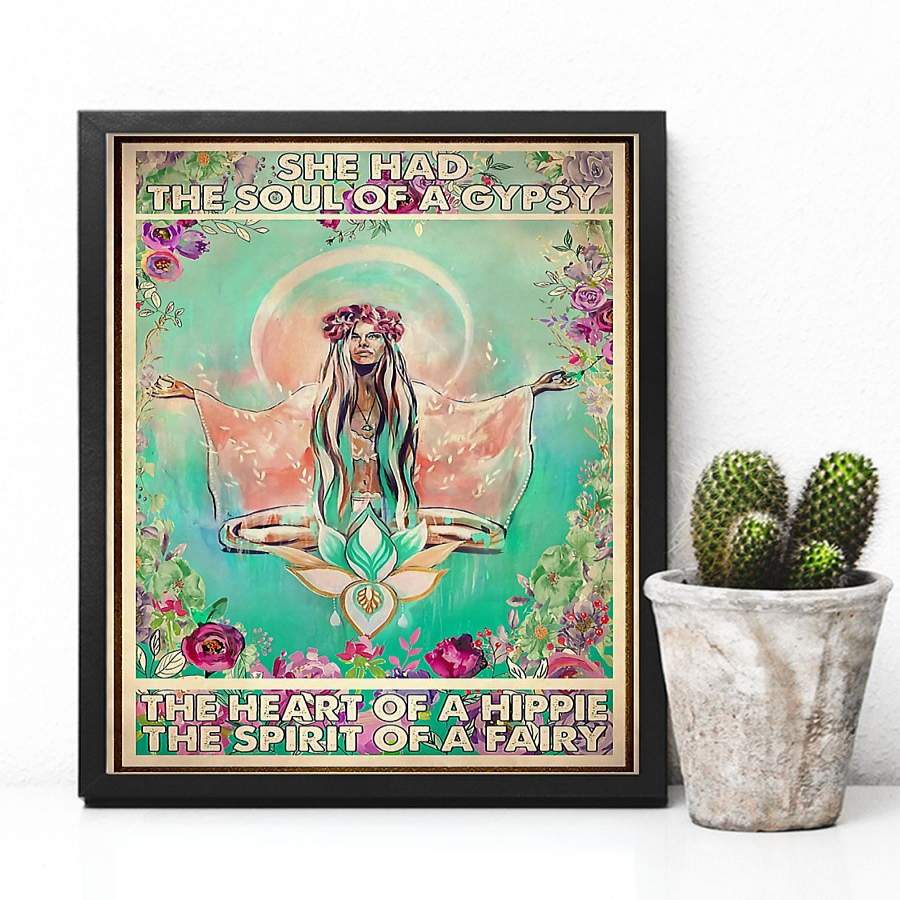 MP0411 – Yoga – She has the soul of a gypsy – Poster – Posterveto