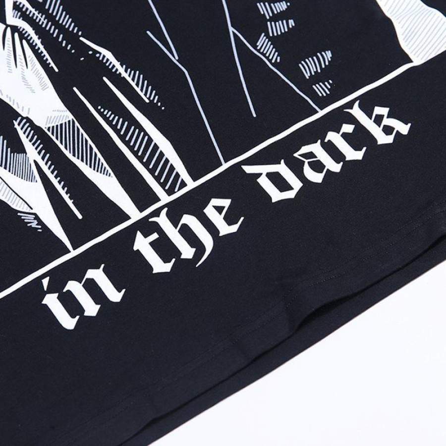 Punk Gothic Skull T-Shirt – Skull Art Prints