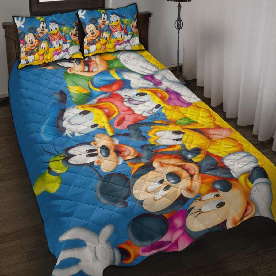 Donald Duck Friends Quilt Bed Sets - EcoSpringFarm